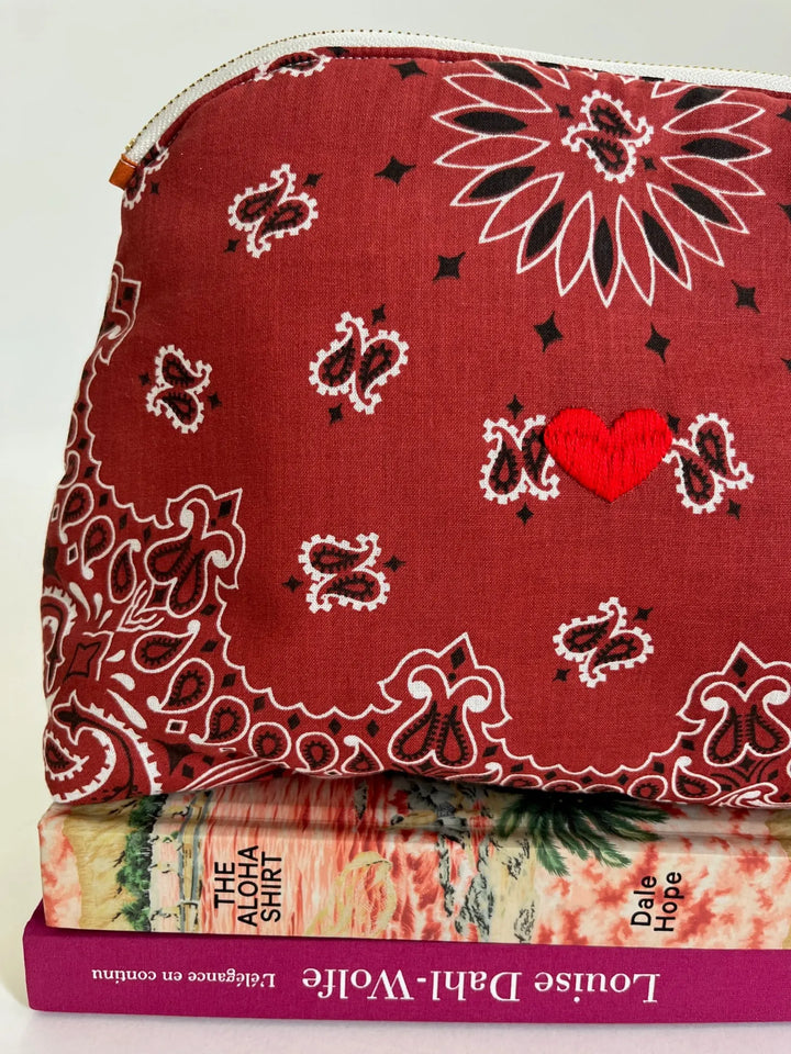 Fashion accessories: hand-embroidered and designed as bandanas