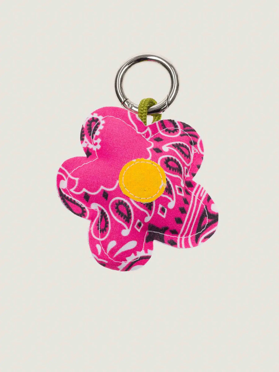 Fashion accessories: hand-embroidered and designed as bandanas